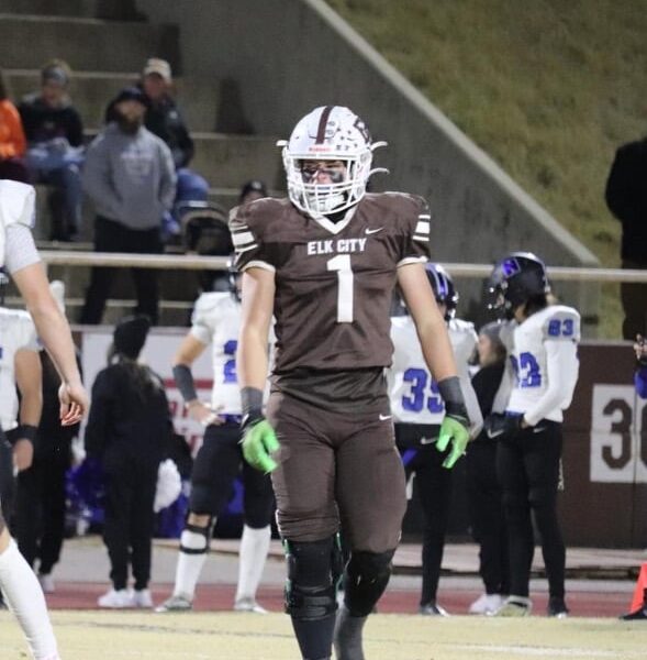 Football – Elk City High School Athletics